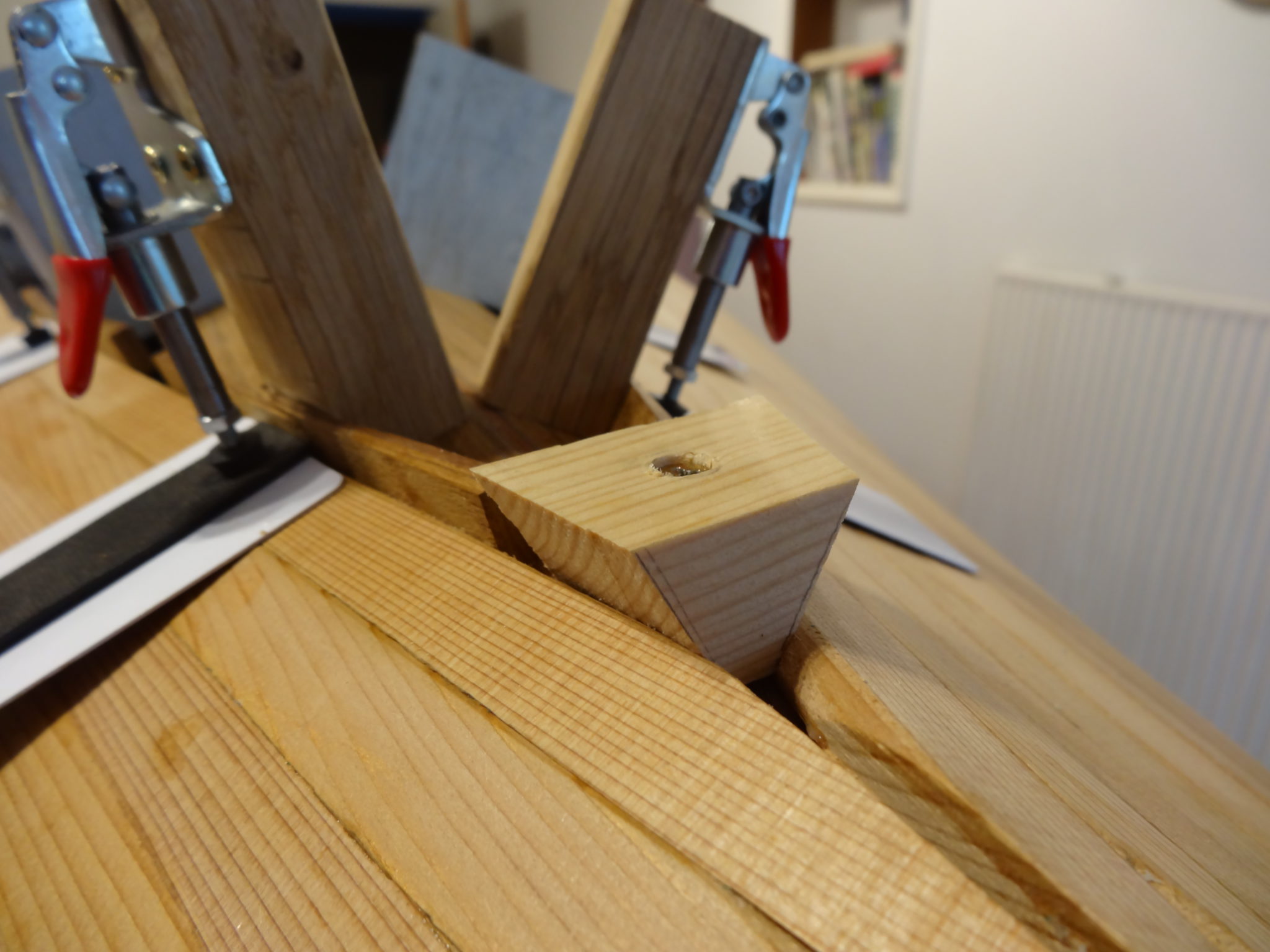 Building a Stornoway 16 - Part 3 - Epoxycraft